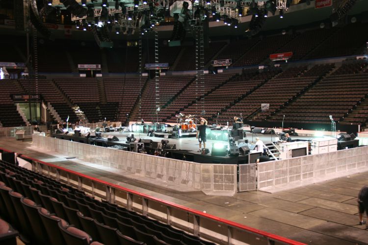 Heritage Bank Center - WWE LIVE Holiday Tour