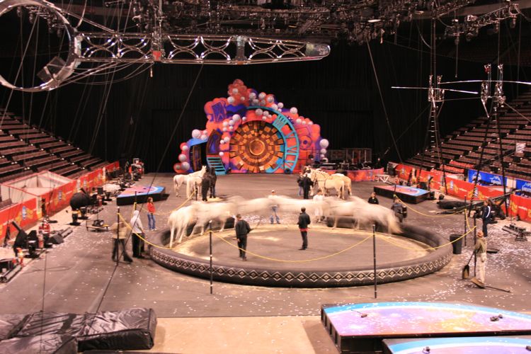 Heritage Bank Center - Ringling Bros and Barnum & Bailey Circus ...